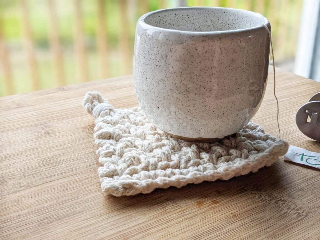 Modern Chunky Crochet Coasters Pattern | Jewels and Jones