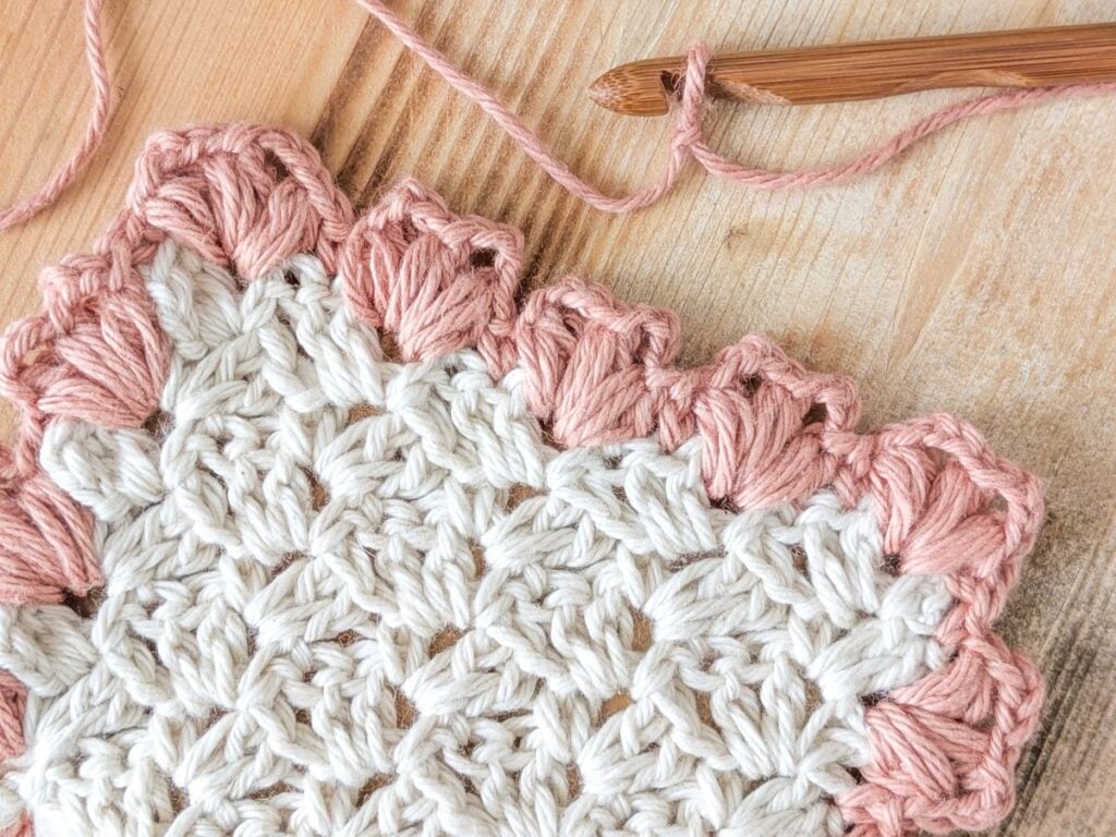 Triple Crochet Puff Stitch Border: Step-by-Step Guide for Beginners